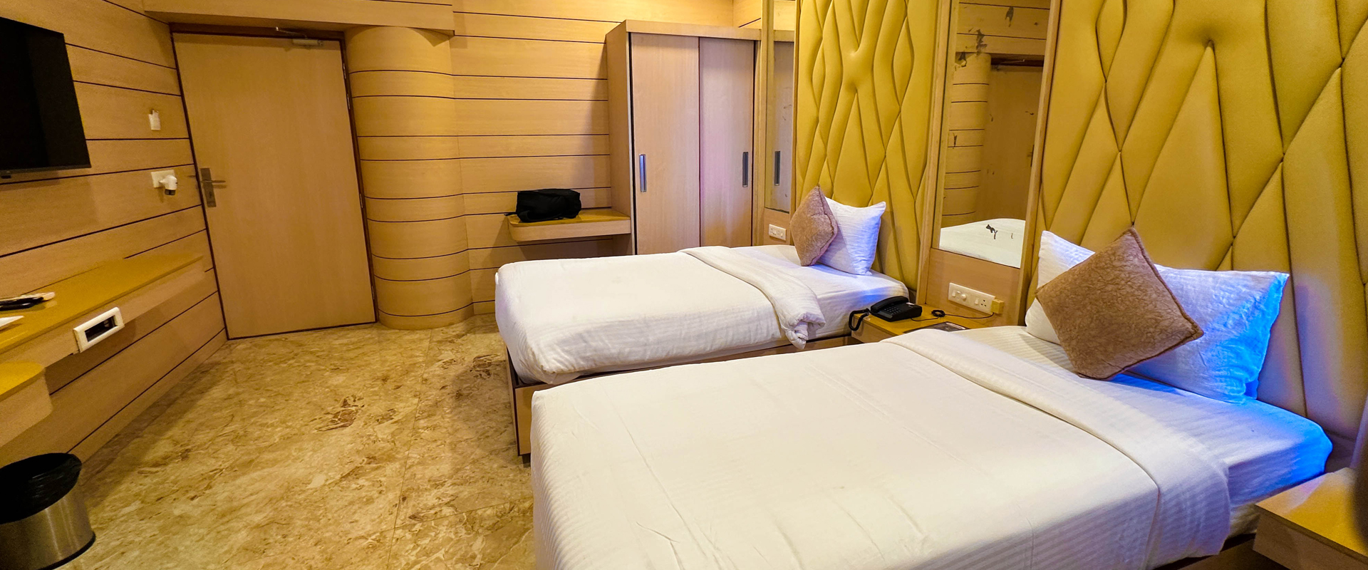 Deluxe Room - Dwarka Palace - Convention Centre, Madurai